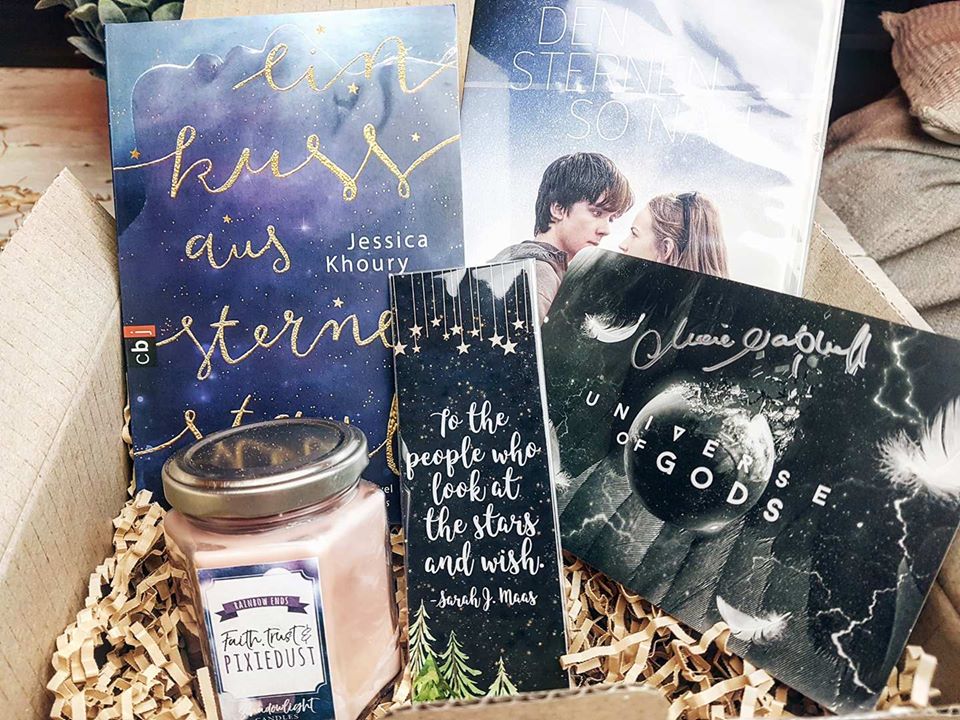 Unpacking: Avas Box Juli | Stars & Dust & Dreams – trallafitti.blog
